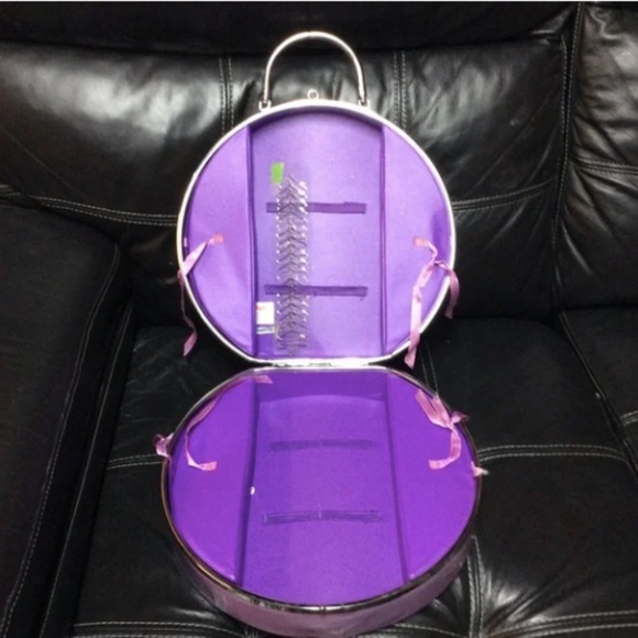 Bratz | Toys | Rare Bratz Doll Clothing Accessory Closet Storage Case ...